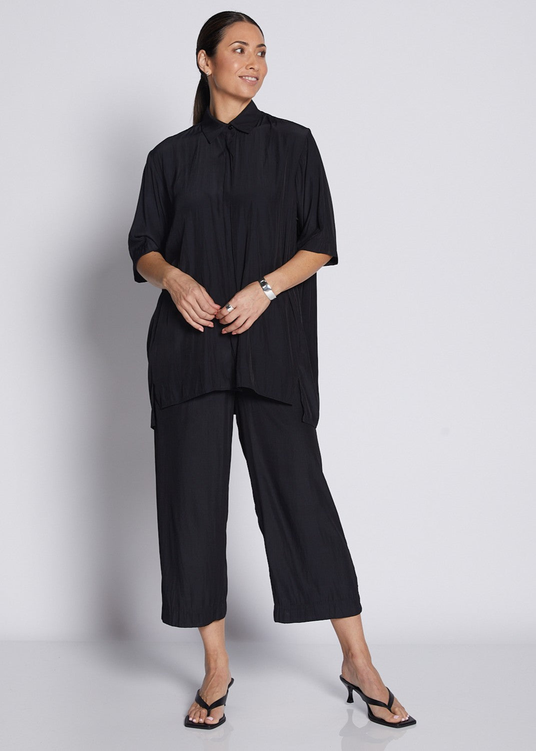Falvey Lustre short sleeve shirt in black – Philosophy Australia